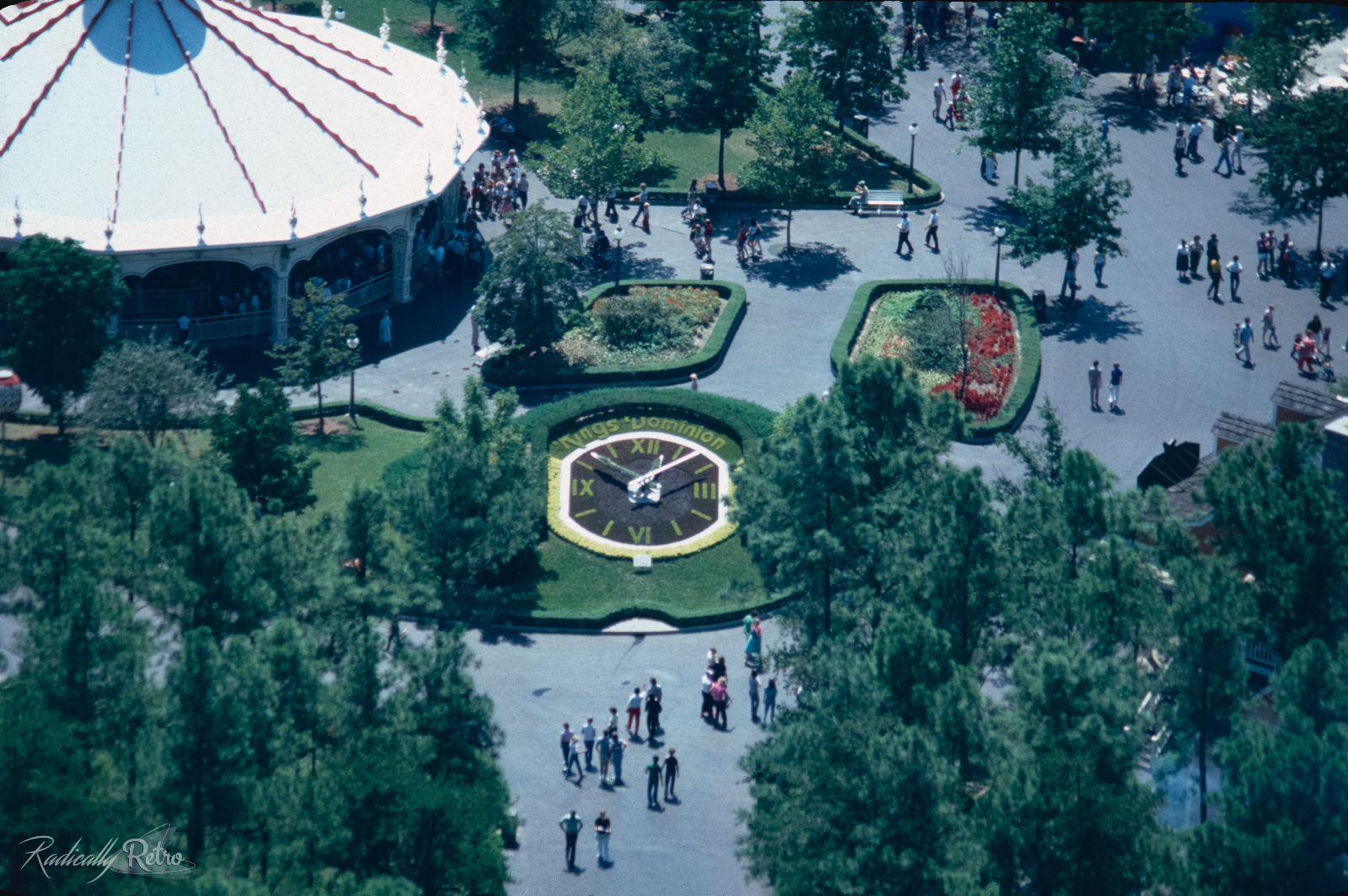 Vintage King's Dominion - Radically Retro
